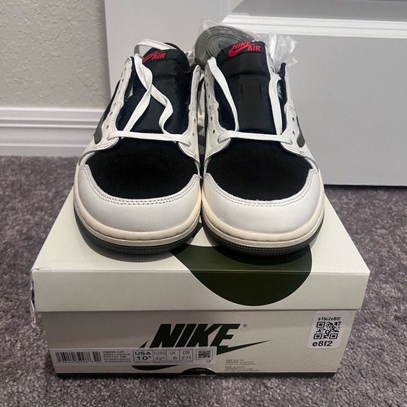 Travis Scott | Shoes | Olive Travis Scott Sneakers | Poshmark